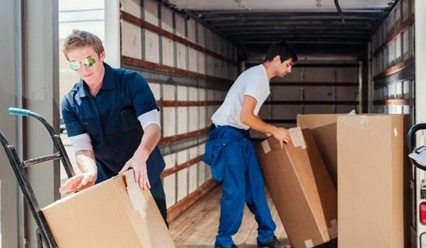 Top UAE Movers | Fast & Trusted